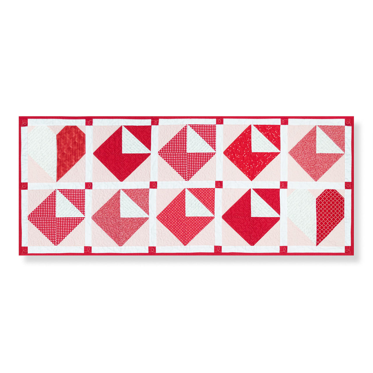 Table Runner of the Month - Love Notes