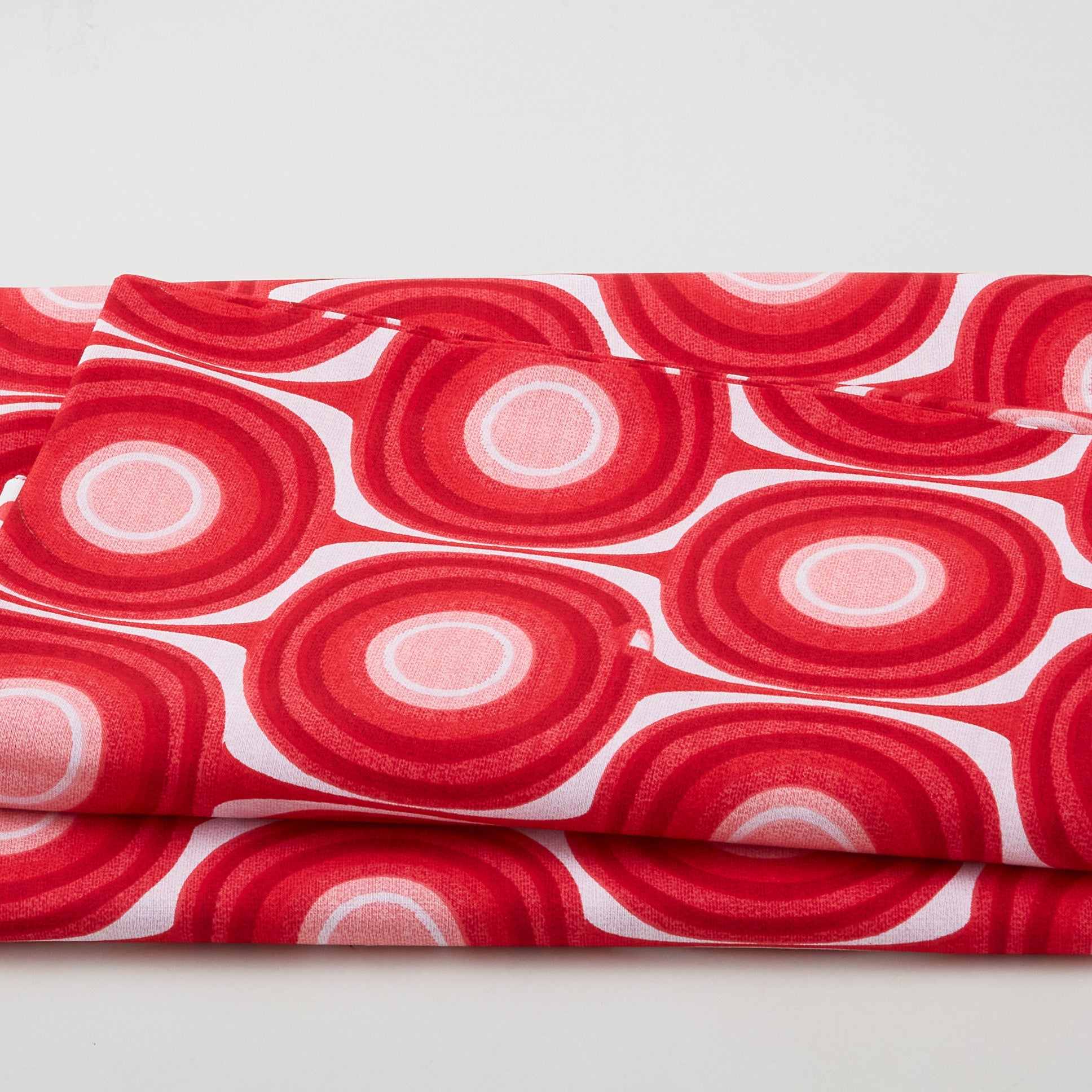 Squircle - Squircle Design Red/White 108" Wide 3 Yard Cut