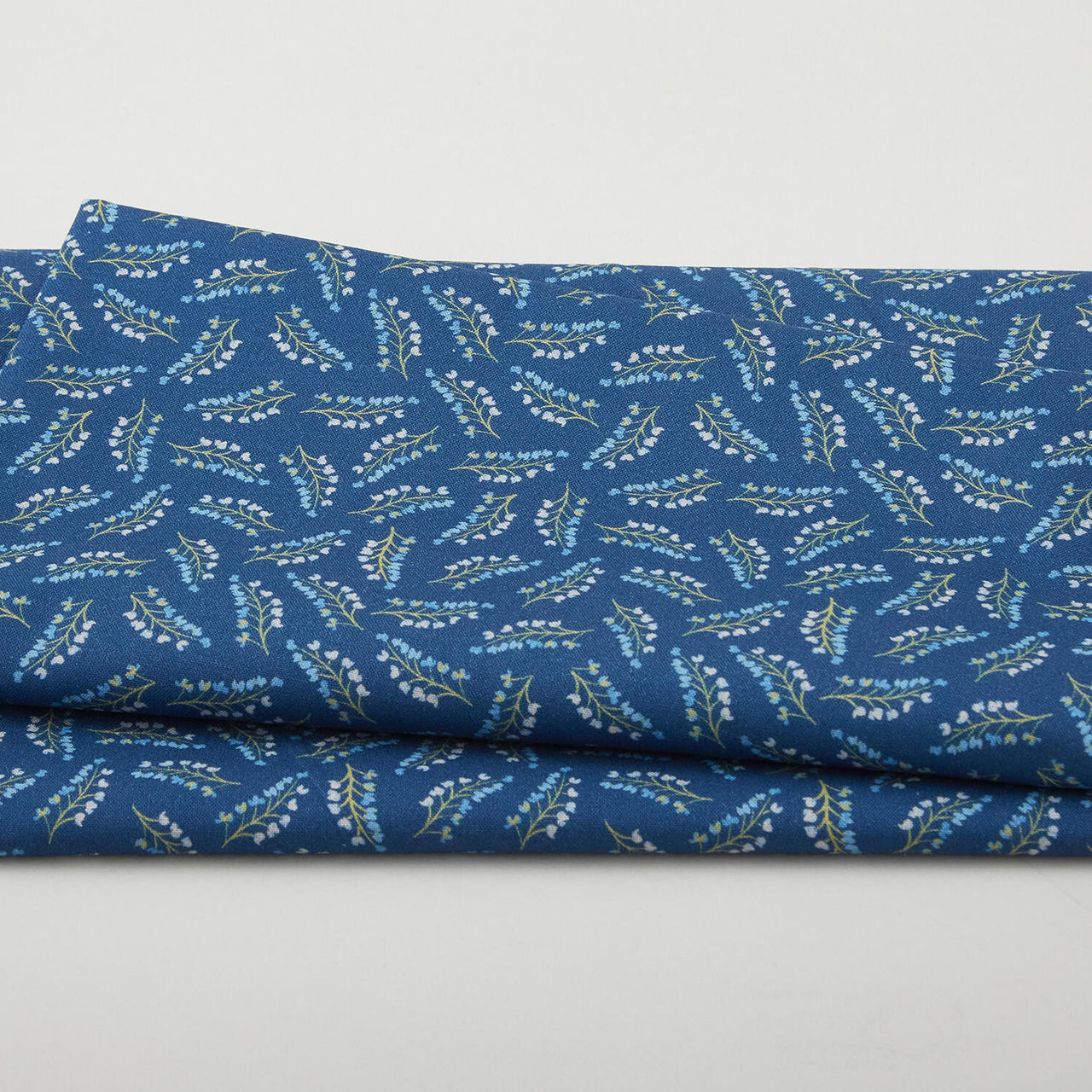 French Meadow - Meadow Toss Dark Blue 2 Yard Cut