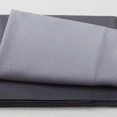 Stipple Strata - Obsidian 3 Yard Cut