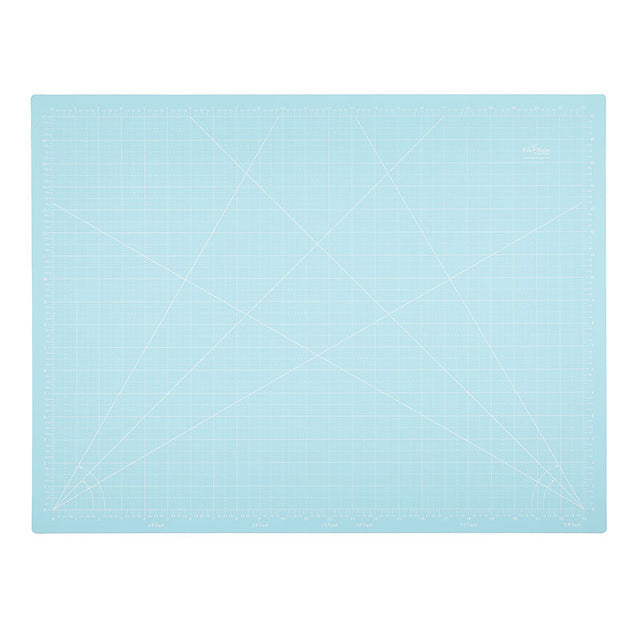 Riley Blake Designs Cutting Mat - 18" x 24"