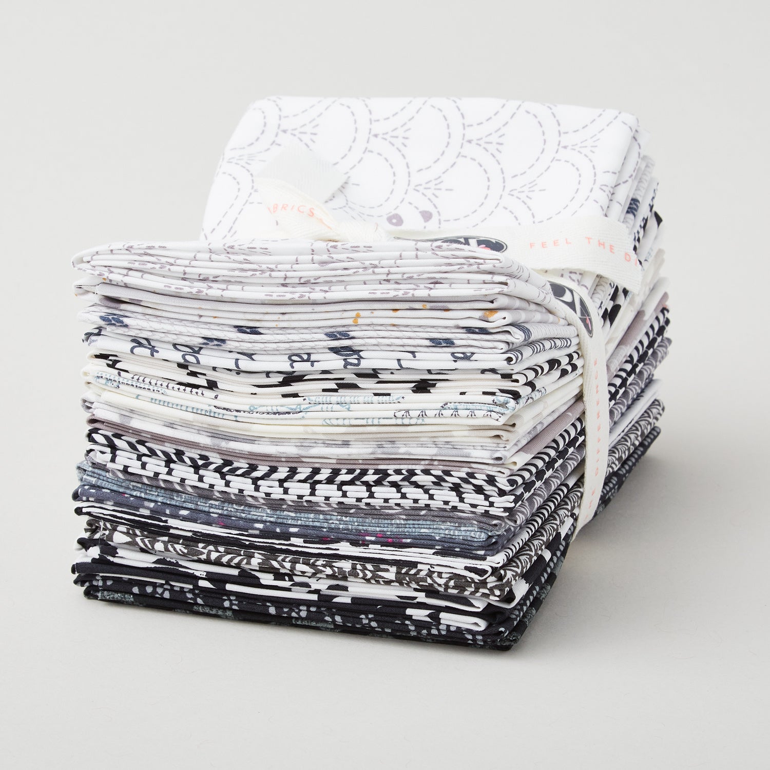 Spectrum Bundles - Shadow Fat Quarter Bundle