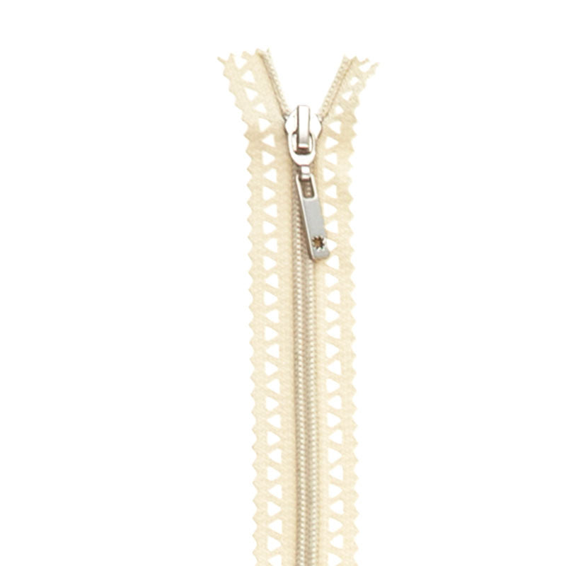 Missouri Star Fancy Zips 24" Off-White